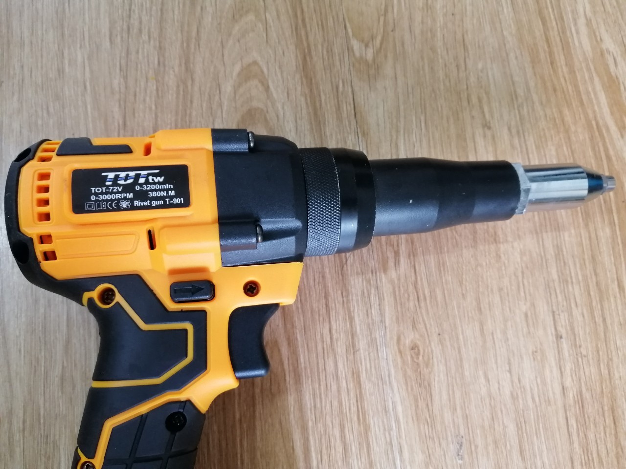 Máy bắn đinh rút rive pin 72V TOT ⋆ THIẾT BỊ THỦY LỰC CHINH HÃNG